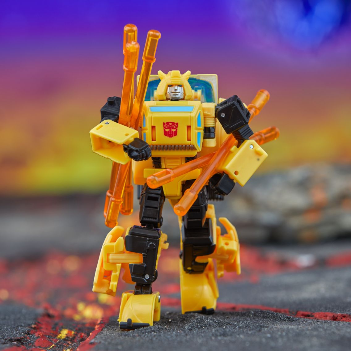 Transformers Legacy Deluxe Class Origin Bumblebee 5.5-inch Converting ...