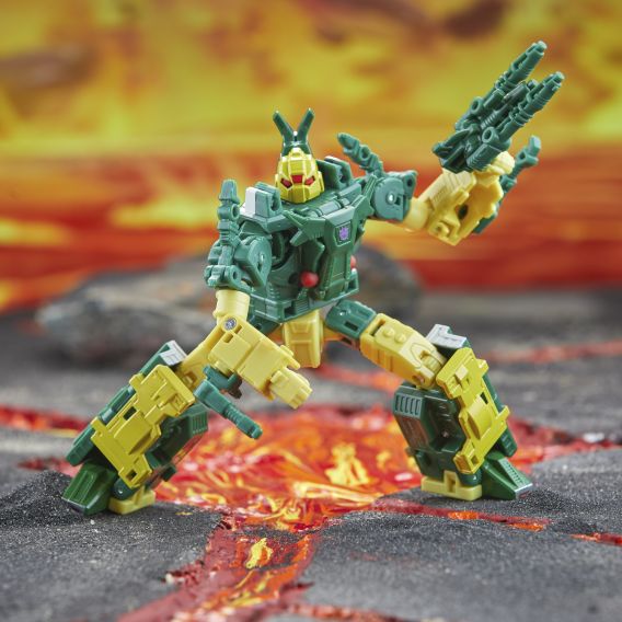 Transformers Legacy United Doom ‘n Destruction Collection, Mayhem ...