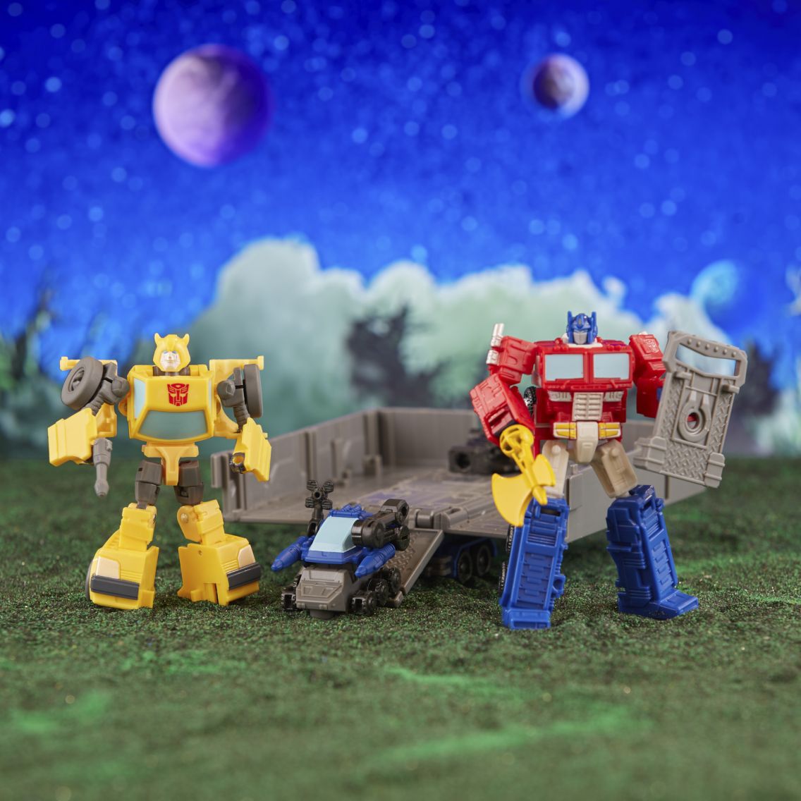 Transformers Toys Legacy Evolution Core Class Optimus Prime & Bumblebee ...