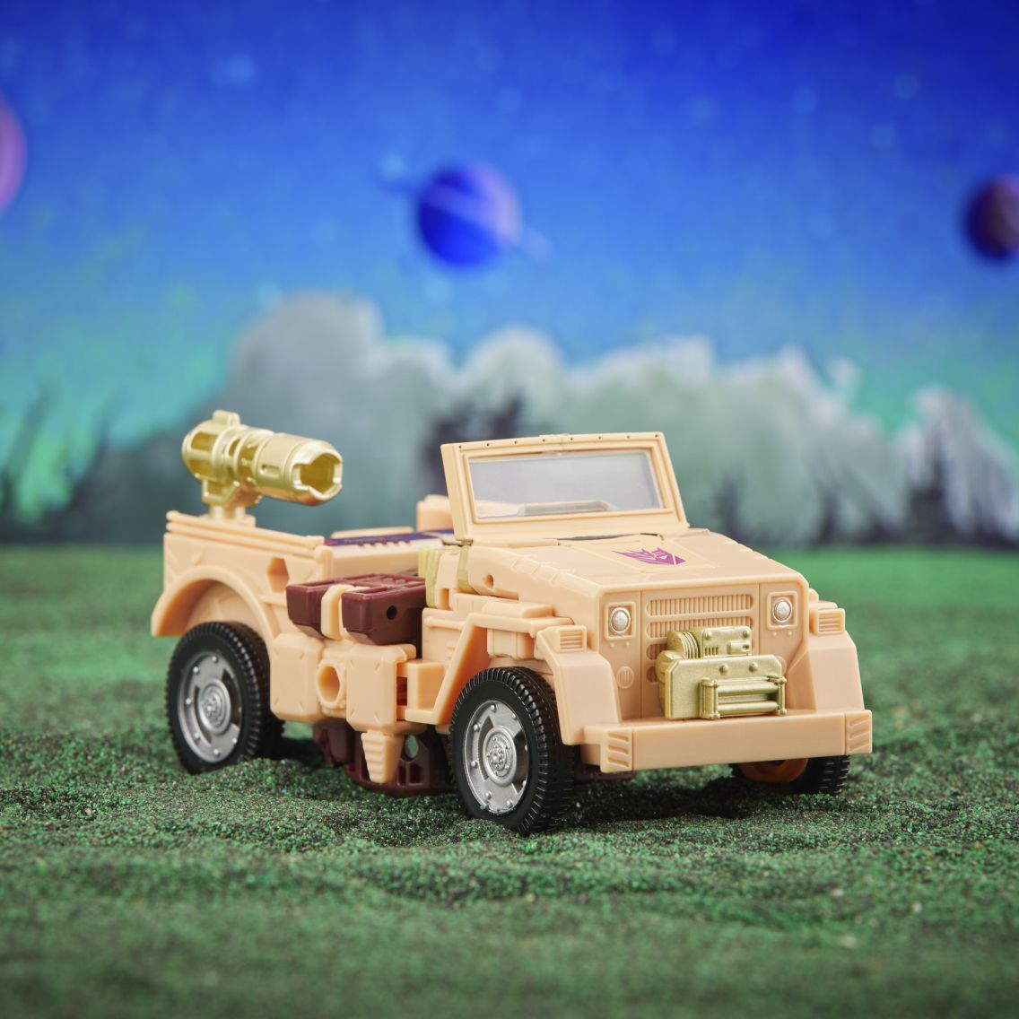 Transformers Toys Legacy Evolution Deluxe Class Detritus Toy, 5.5-inch ...