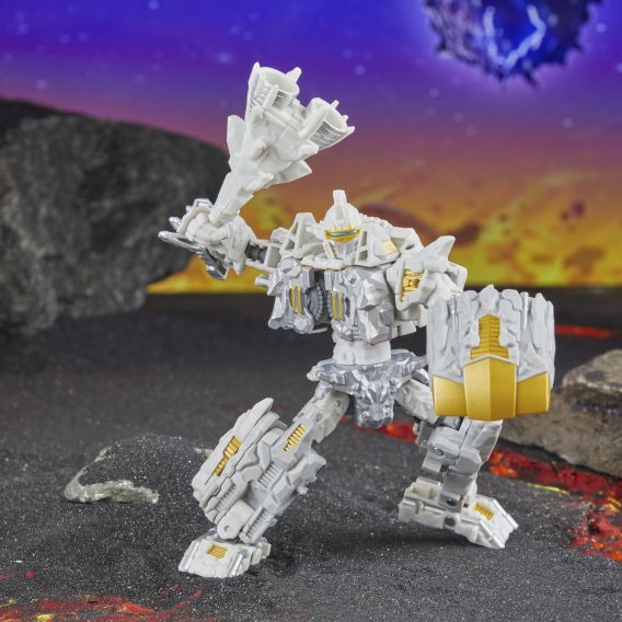 Transformers Legacy United Deluxe Class Infernac Universe Nucleous, 5.5 ...