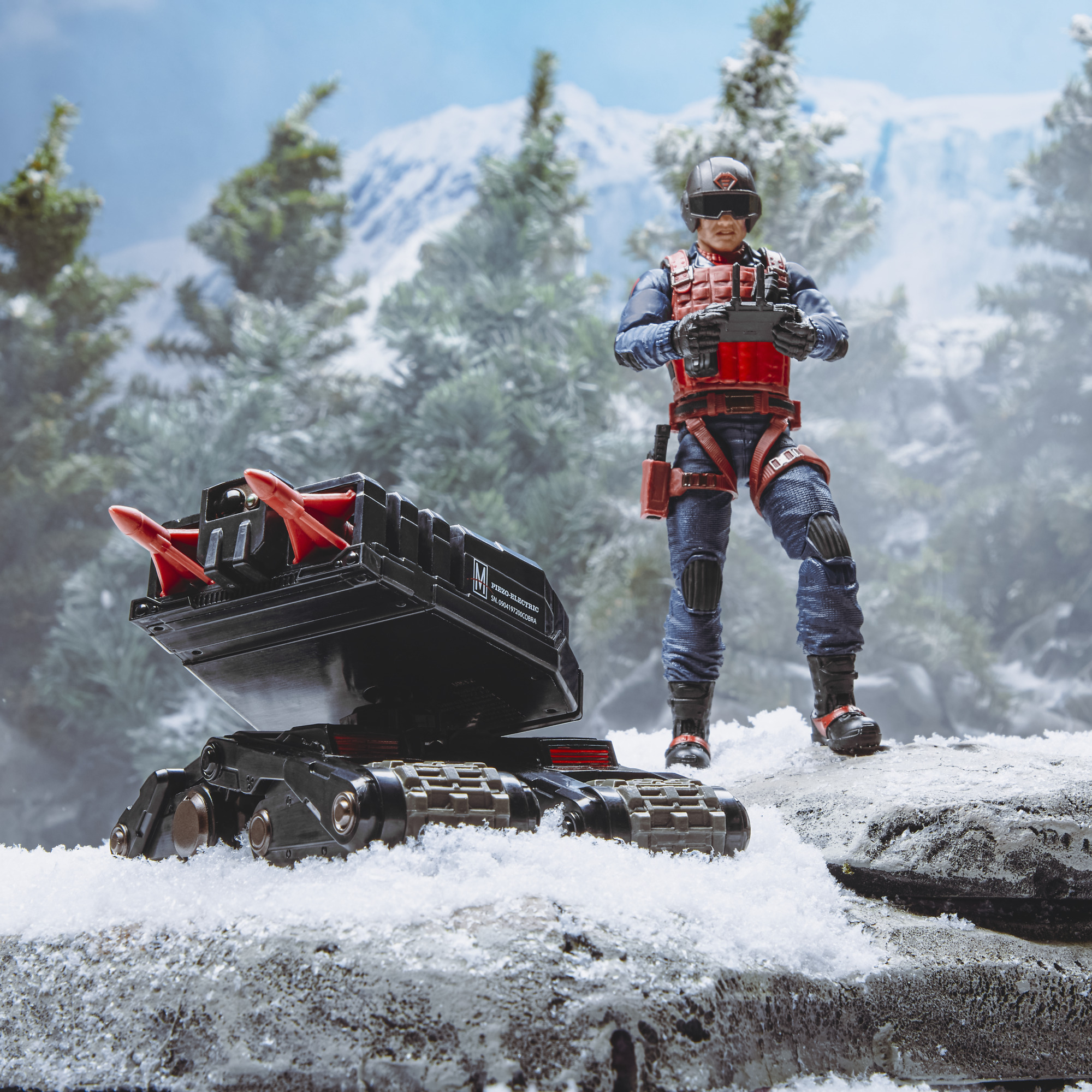 G.I. Joe Classified Series: Scrap-Iron & Anti-Armor Drone, 74 | Hasbro ...